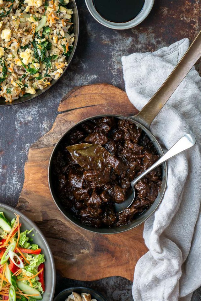 Daging smoor - Indonesisch stoofvlees - Mind Your Feed