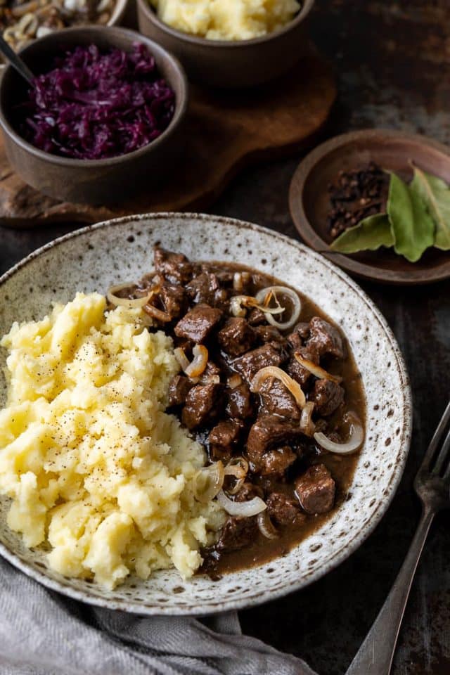 Hachee - Mind Your Feed